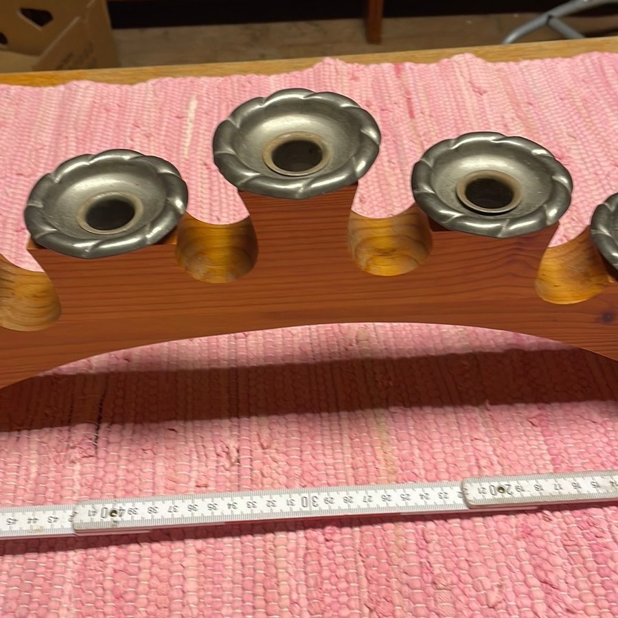 Retro Ljusstake i Trä för Sju Ljus - Holmbergs | Köp på Tradera (708298818)