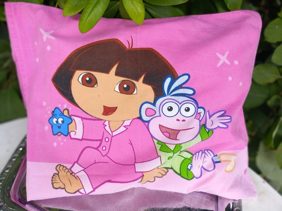 Dora dockan med apan .. | Köp från kidzorama_handelshus på Tradera ...