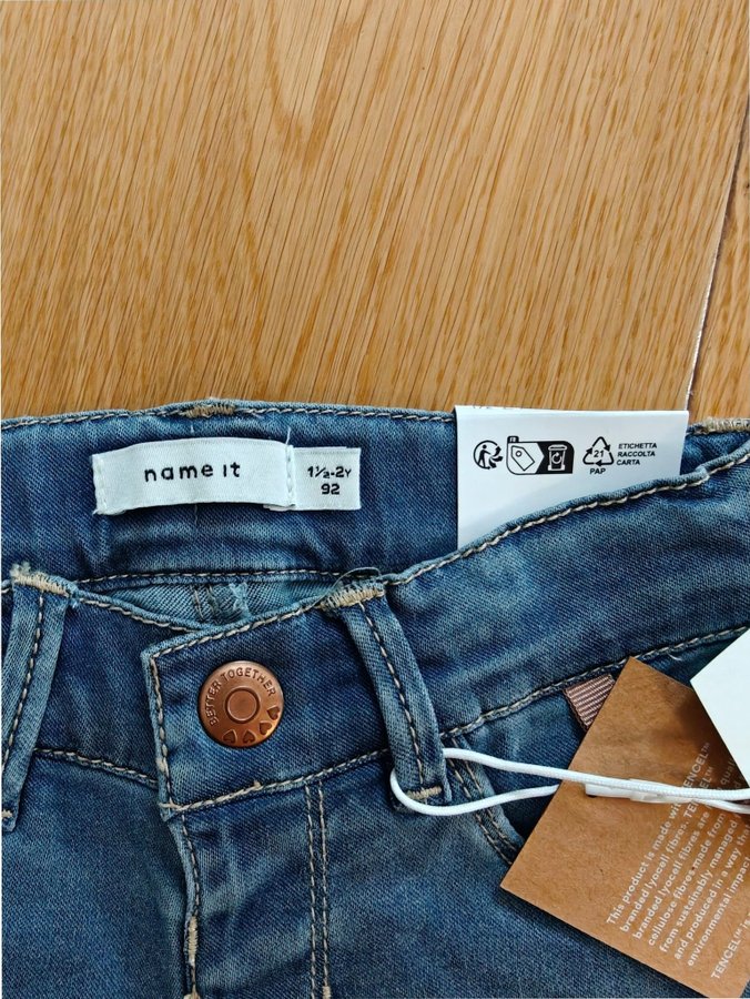 Helt nya- blåa jeans, stl 92 | Köp på Tradera (732309043)