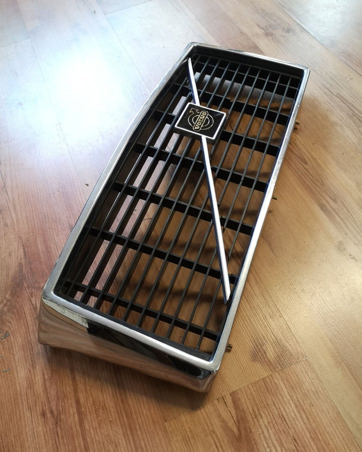 Volvo 240 " custom " grill | Köp på Tradera (713413080)