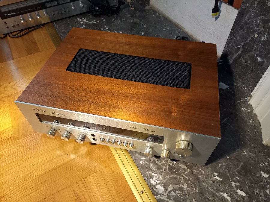 NAD Model 120 Stereo Receiver | Köp på Tradera (689652445)