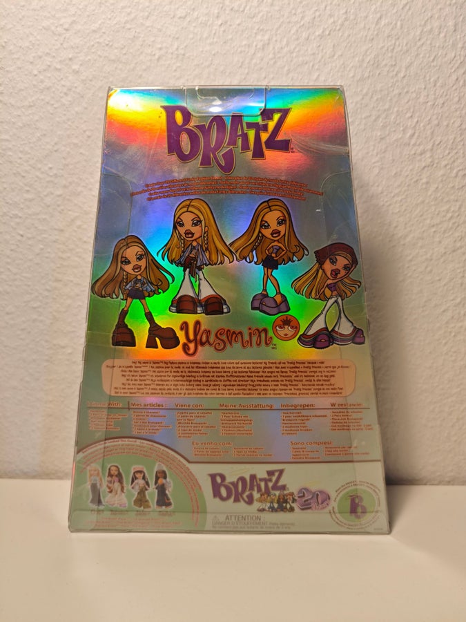 Bratz 20 Yearz Special Edition Yasmin docka med.. | Köp på Tradera ...
