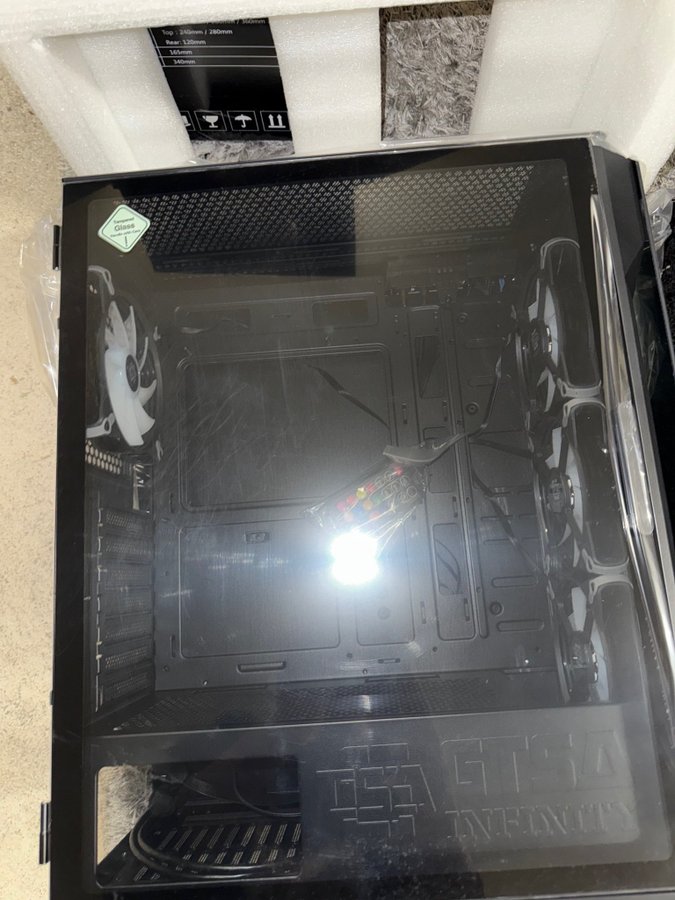 Se produkter som liknar (NY) Datorchassi GTSA Infinit.. på Tradera ...