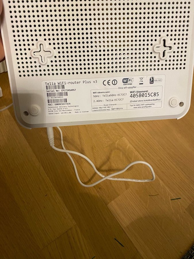 Telia wifi-router Plus v3 | Köp på Tradera (702412951)