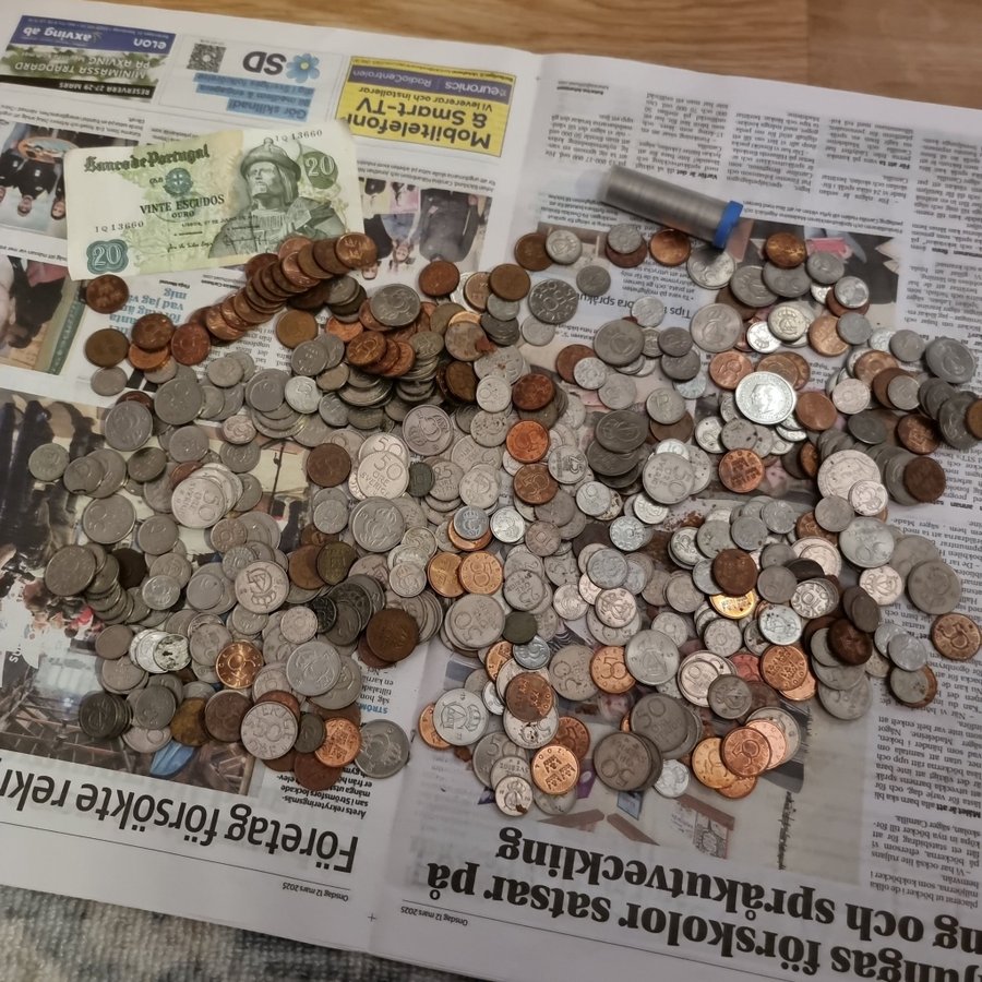 Se produkter som liknar Samling av Äldre Mynt och Sed.. på Tradera ...