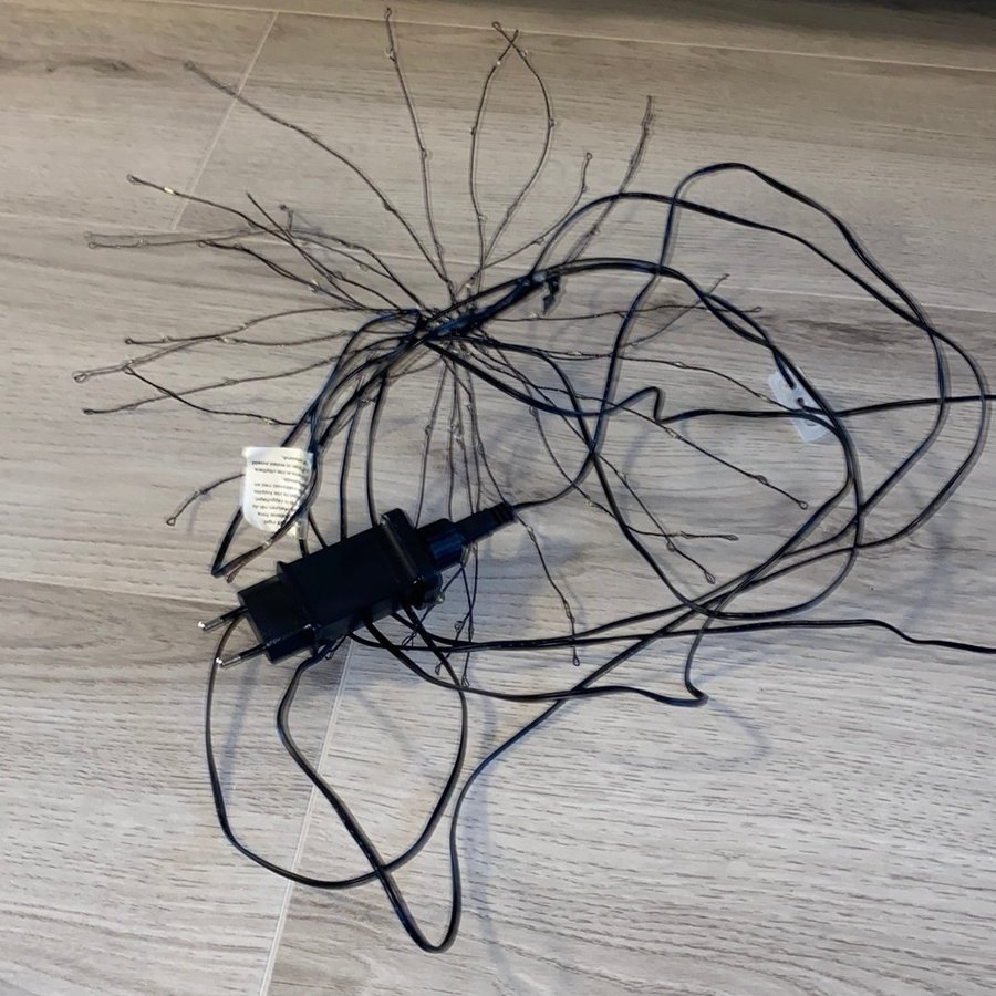 Led ljus att hänga i fönstret, julstjärna | Köp på Tradera (711131031)