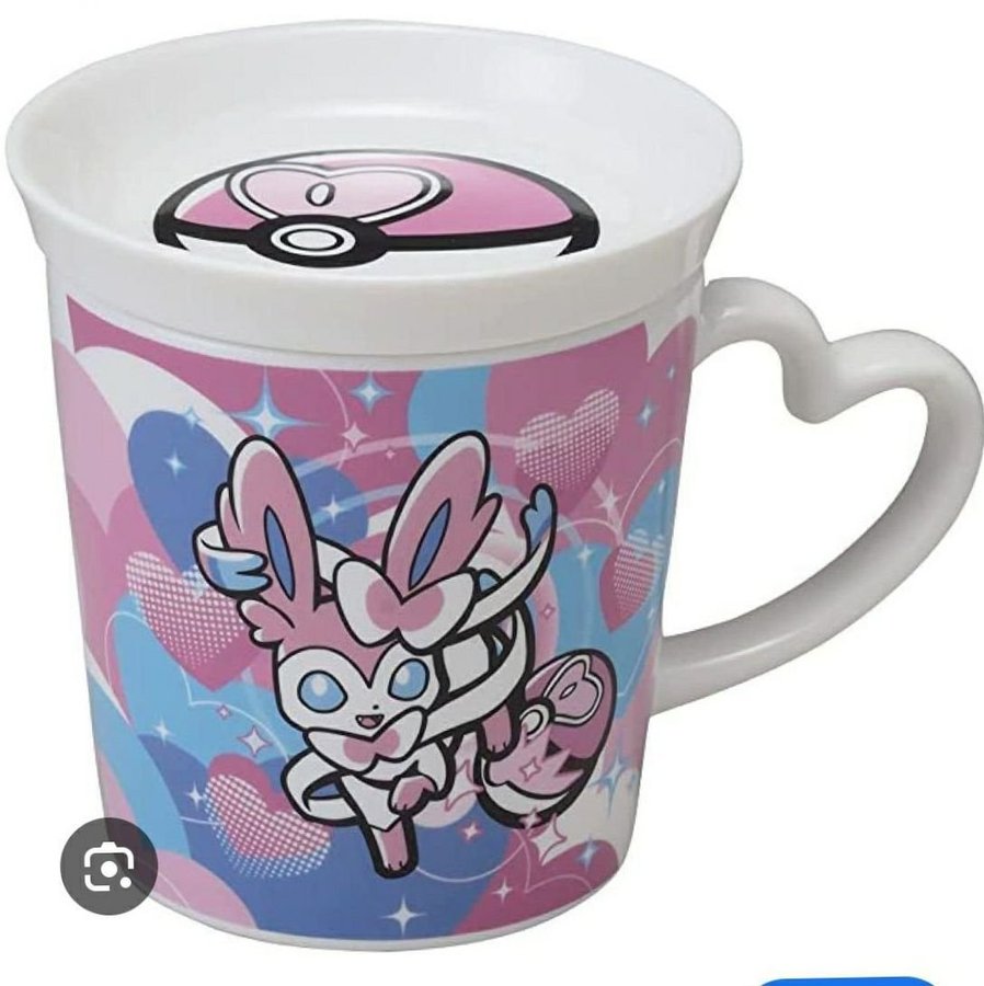 Pokemon center Tokyo Sylveon Mugg med lock | Köp på Tradera (695313694)