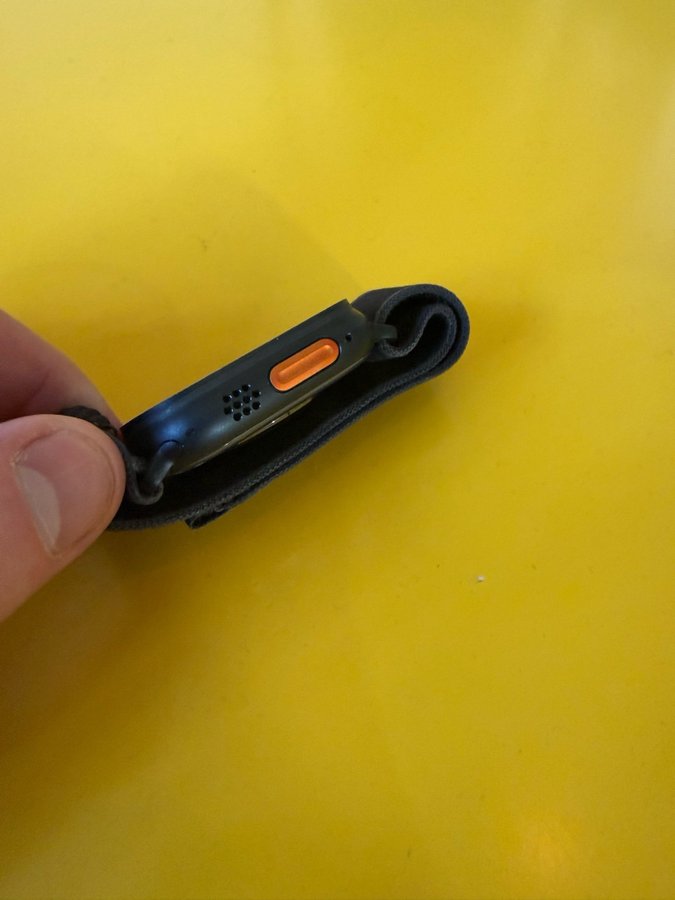 Apple Watch Ultra 2 med midnattsblå Alpine Loop | Köp på Tradera ...