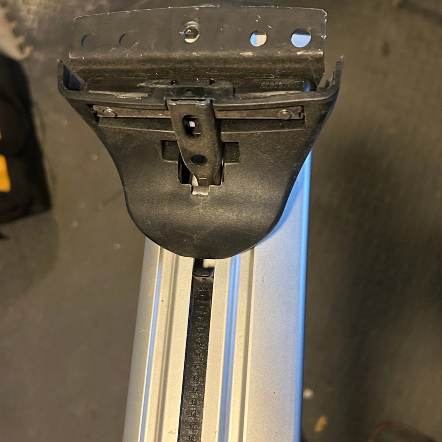 Thule Rapid System 753 komplett kit med nycklar.. | Köp på Tradera ...