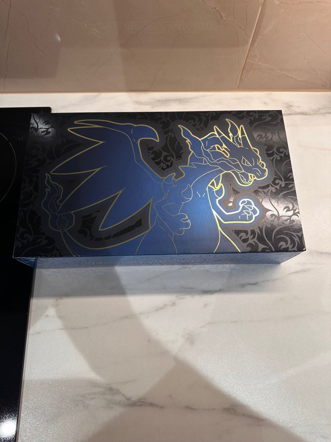 Pokémon Mega Charizard X EX Ultra-Premium Colle.. | Köp på Tradera ...