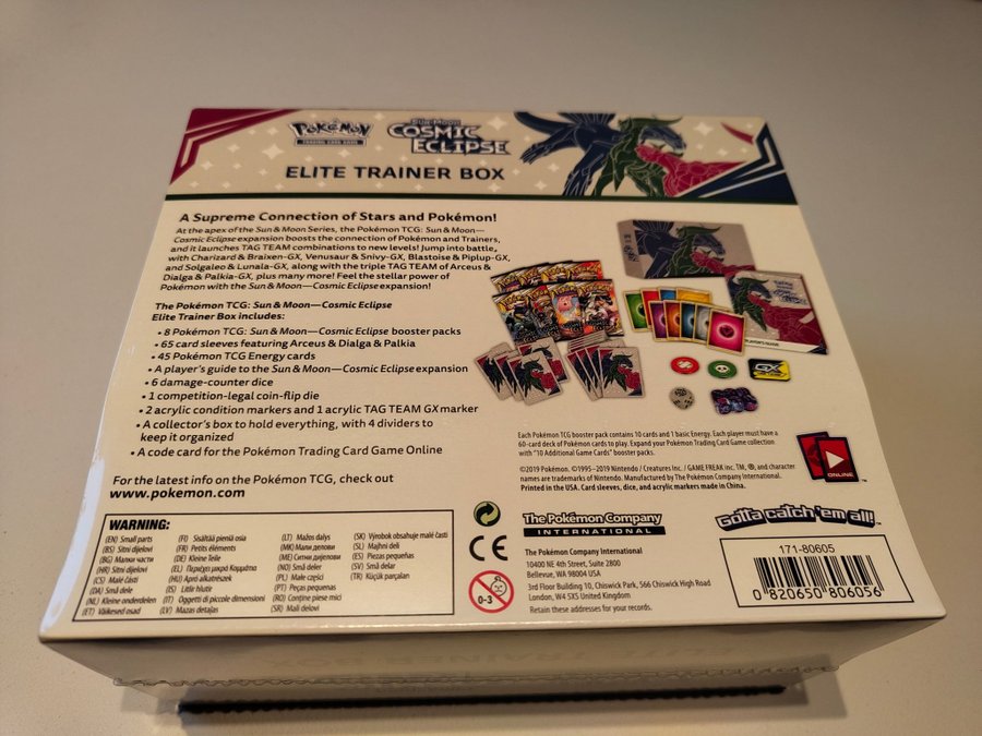 Pokémon Cosmic Eclipse Elite Trainer Box | Köp på Tradera (709645156)