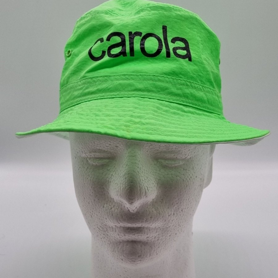 Se produkter som liknar CAROLA HÄGGKVIST solhatt 90-tal på Tradera ...