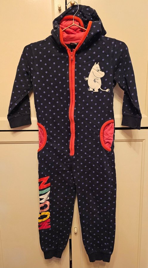 Moomin blå overall, storlek 110/116 | Köp på Tradera (701842534)