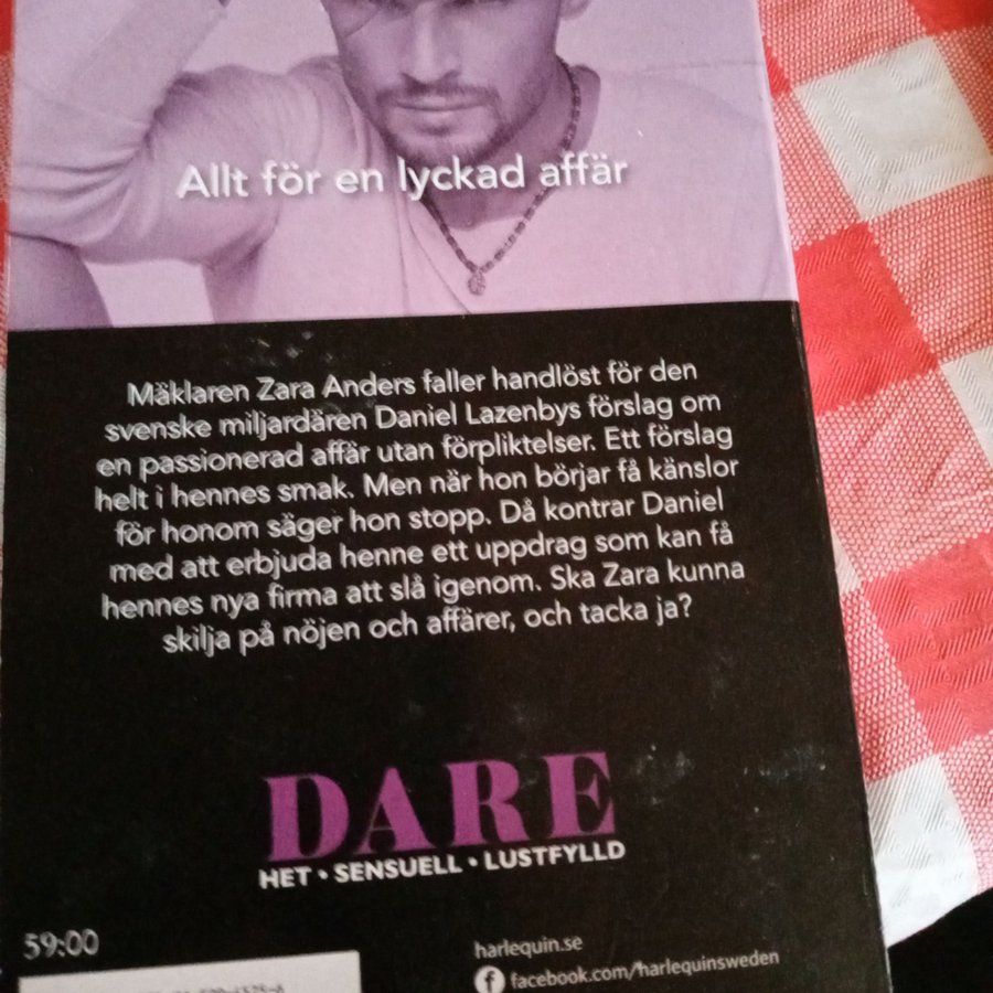 DARE: Hisnande möte, Katee Robert & DARE: Fräst.. | Köp på Tradera ...
