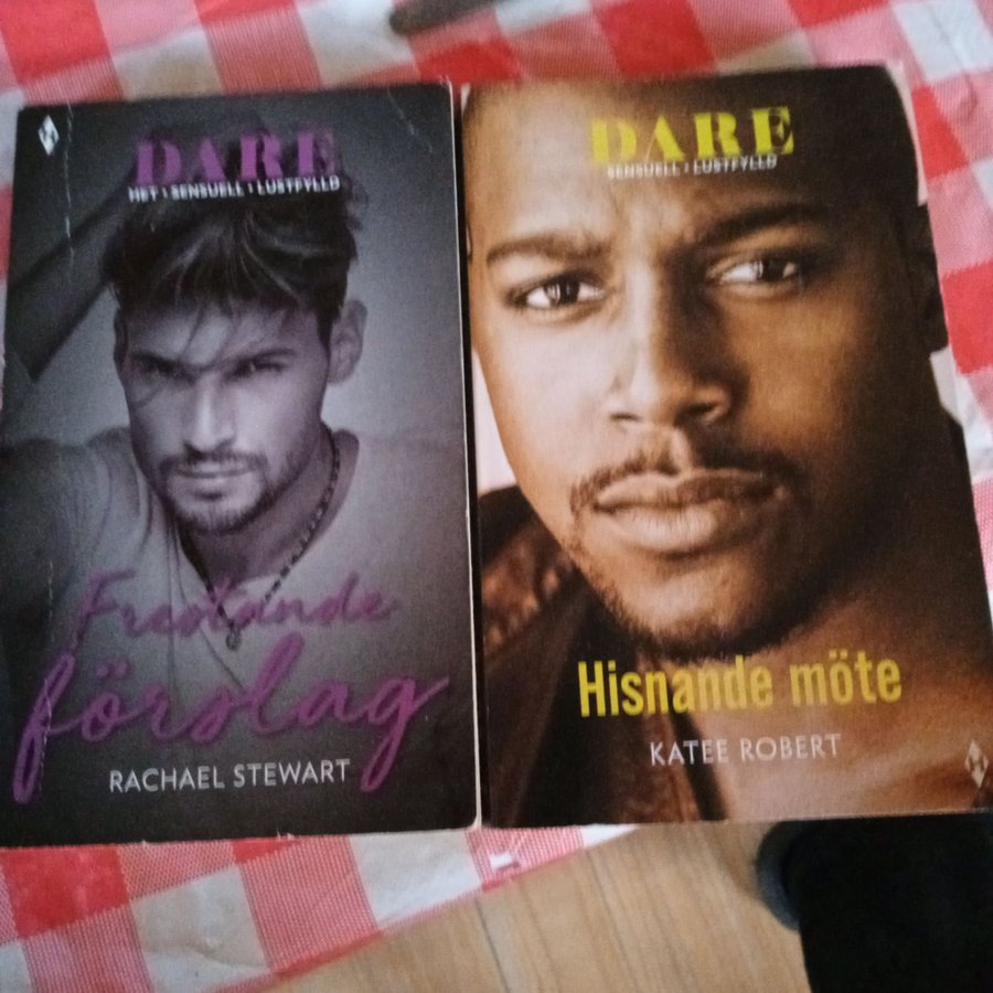 DARE: Hisnande möte, Katee Robert & DARE: Fräst.. | Köp på Tradera ...