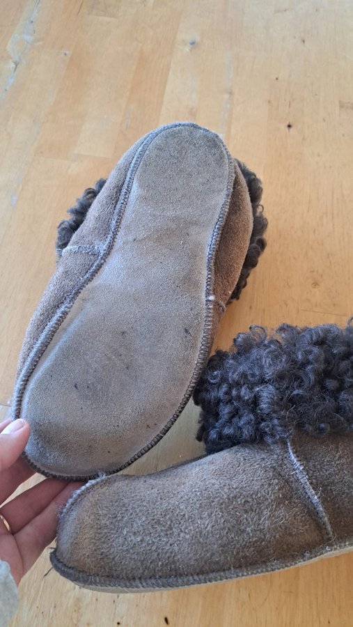 Tofflor - Shepherd of Sweden stl. 35 | Köp på Tradera (733511302)