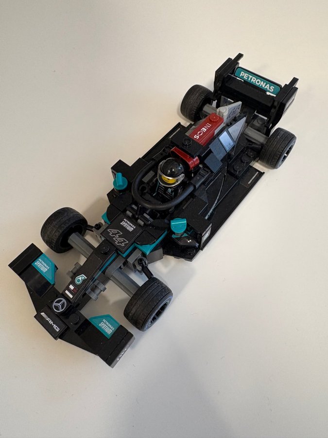 LEGO Speed Champions Mercedes-AMG F1 W12 och Me.. | Köp på Tradera ...