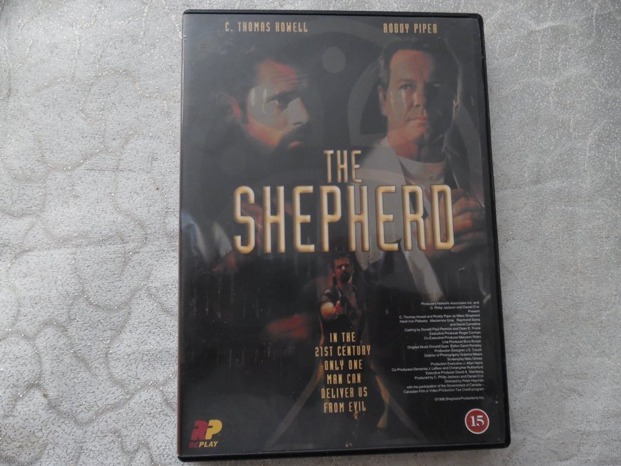 THE SHEPHERD. C. THOMAS HOWELL, RODDY PIPER. DV.. | Köp på Tradera ...