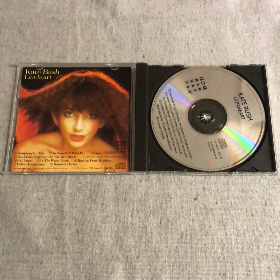 Se produkter som liknar Kate Bush - Lionheart CD på Tradera (714387832)
