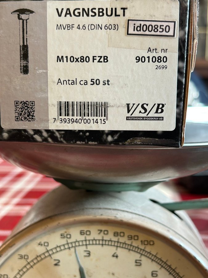 Se produkter som liknar Vagnsbult (id00850) VSB M10x8.. på Tradera ...