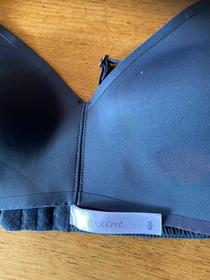 Svart Bh - Creem, 75A och 80A | Köp på Tradera (702514337)