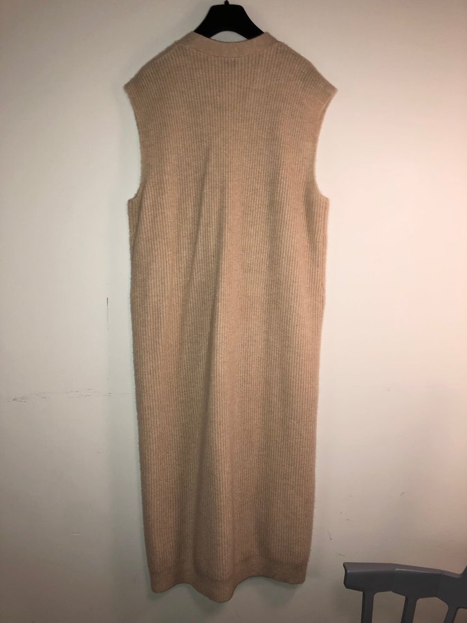 DAVIDA CASHMERE LÅNG RIBBSTICKAD VÄST KLÄNNING .. | Köp på Tradera ...