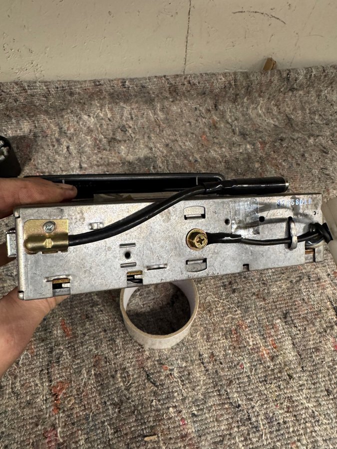 Volvo Stereo radio AR-5170NK | Köp på Tradera (708511523)