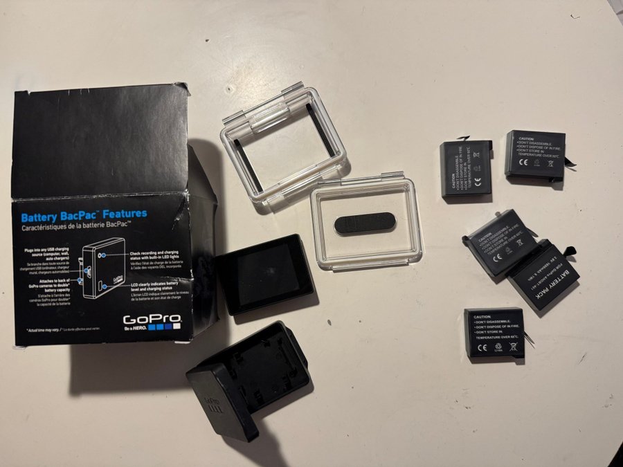 GoPro LCD BacPac med 5 defekta batterier och sk.. | Köp på Tradera ...
