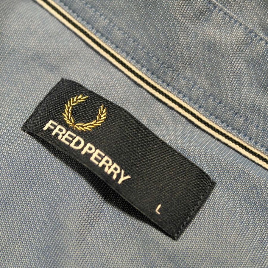 FRED PERRY Blå Skjorta str.. | Köp från PrestigeClothes på Tradera ...