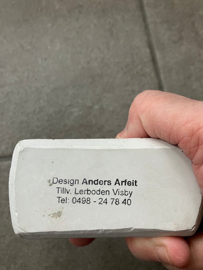 Fin gutebagge får gumse i betong design Anders .. | Köp på Tradera ...