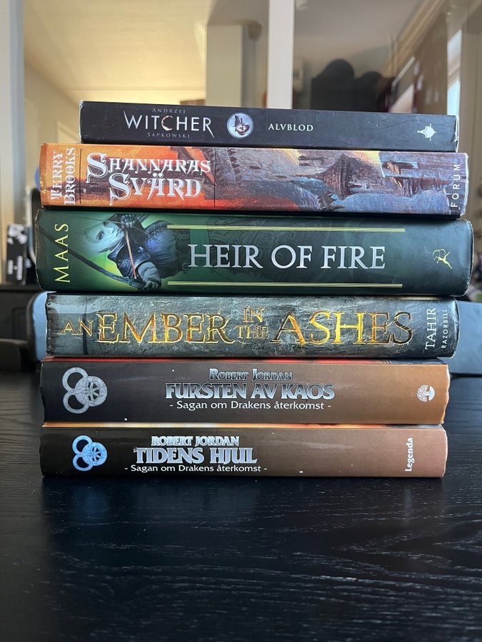 Bokpaket: Witcher Alvblod, Shannaras Svärd, Hei.. | Köp på Tradera ...