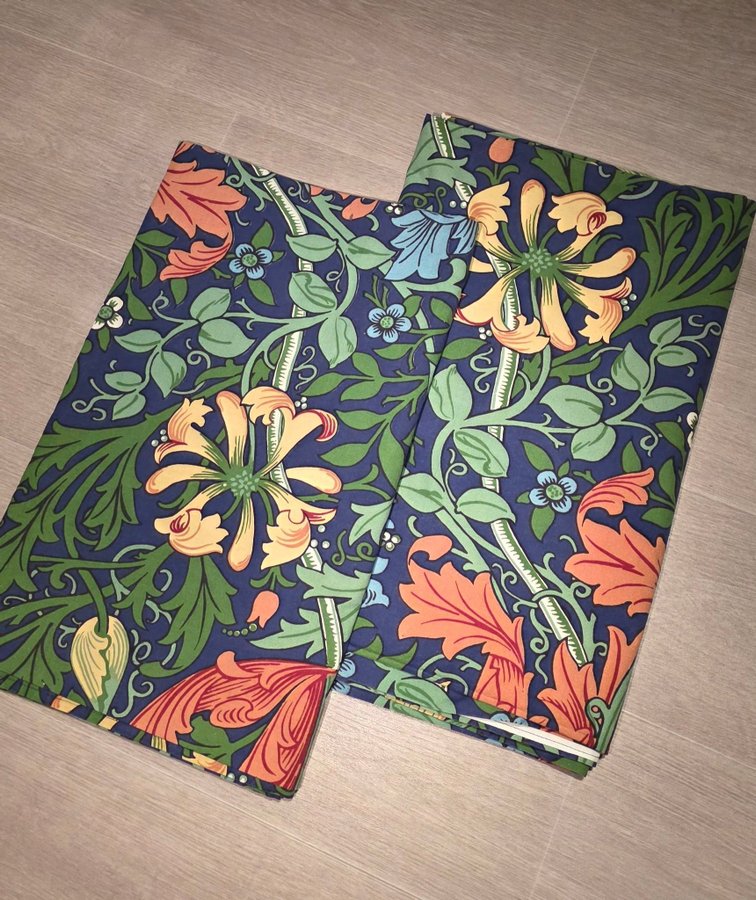 Två längder William Morris "Compton" textil gar.. | Köp på Tradera ...