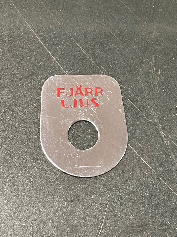 NOS Skylt FJÄRRLJUS Volvo N88 N84 | Köp på Tradera (698781225)