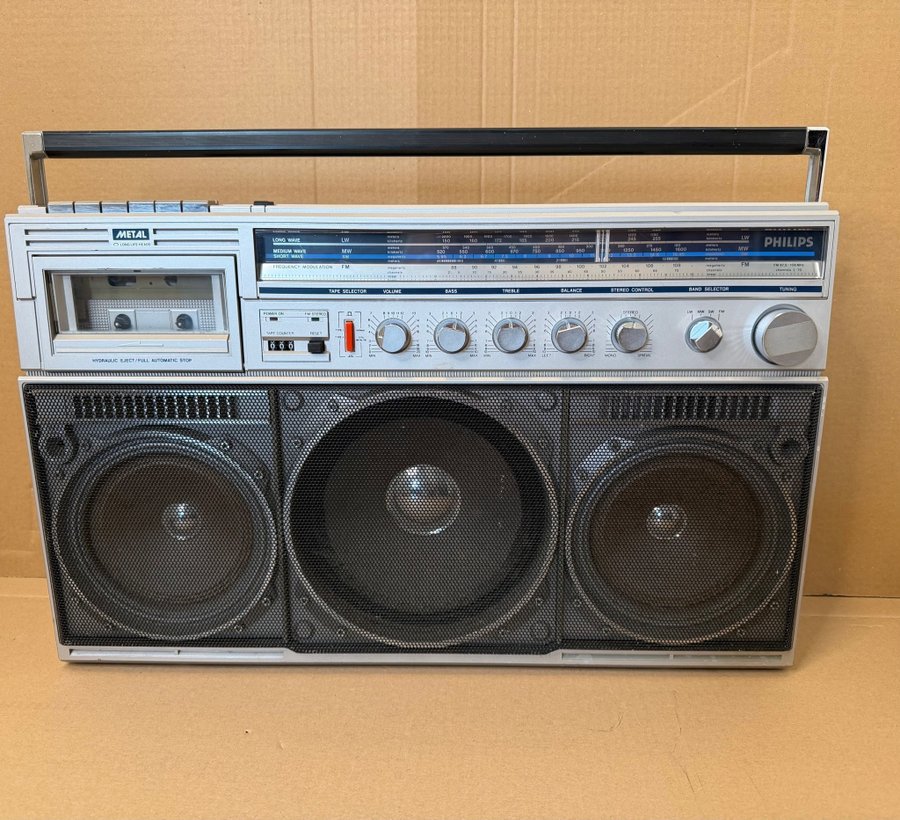 Philips D8444 Power Player Stereo Radio Kassett.. | Köp på Tradera ...