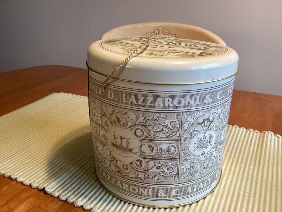 Retro julkake Panettone burk,D. Lazzaroni & C. .. | Köp på Tradera ...