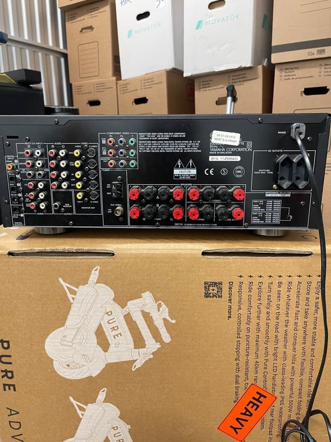 Yamaha Natural Sound AV Receiver RX-V550 | Köp på Tradera (733736688)
