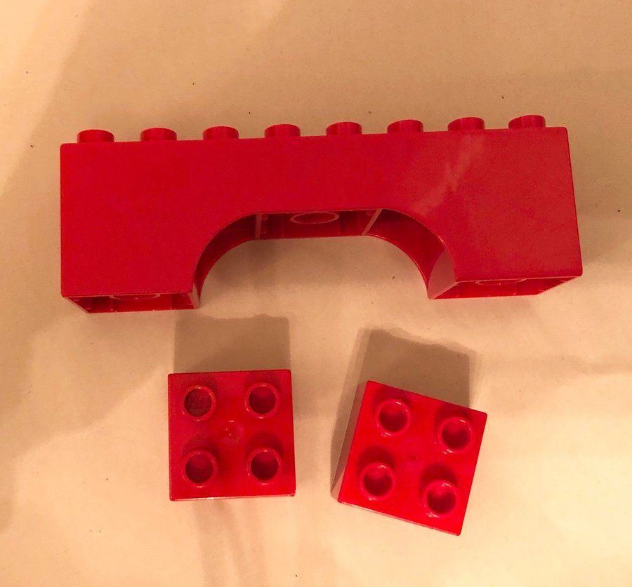 Se produkter som liknar Lego DUPLO Röd Bro / Brygga e.. på Tradera ...
