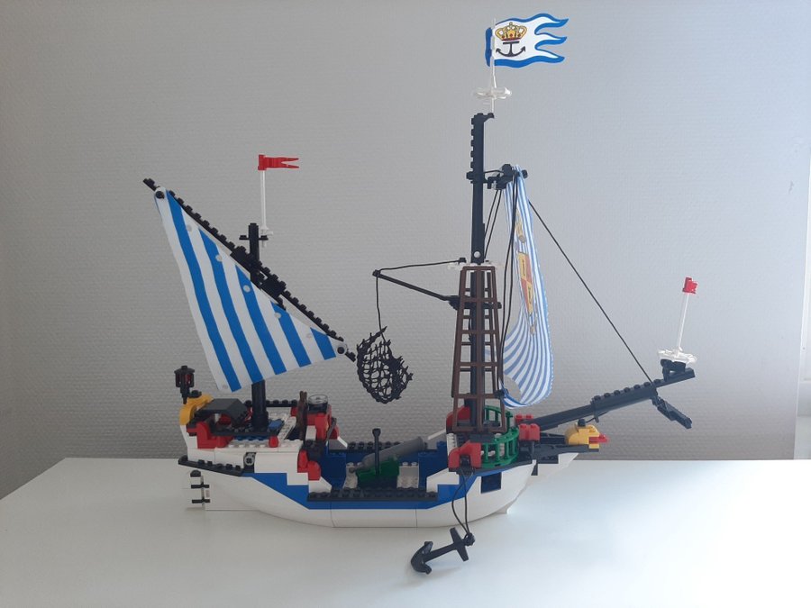 100% Komplett | LEGO Pirates | Armada Flagship .. | Köp på Tradera ...