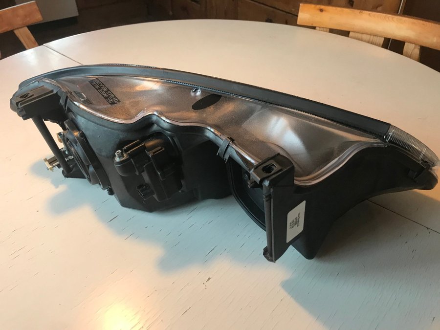 Chrysler 300M vänster Nos Strålkastare | Köp på Tradera (699981574)