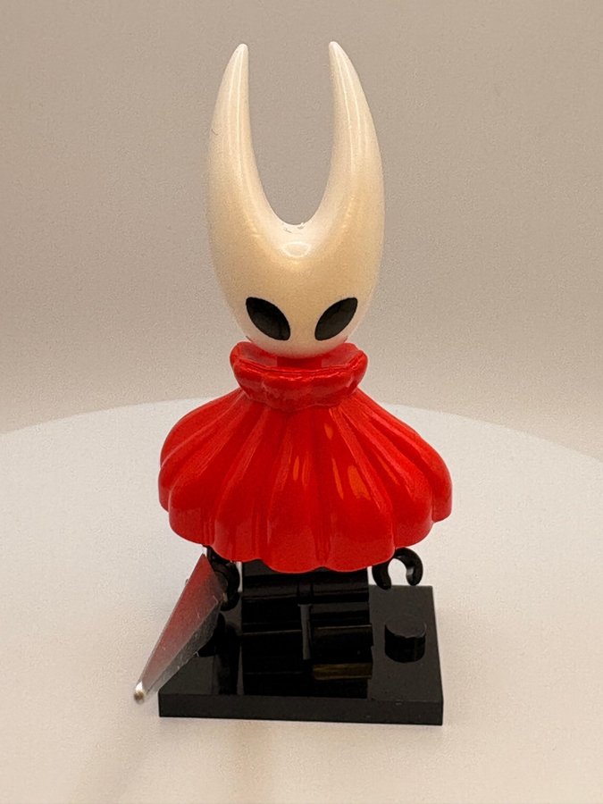 Minifigur - Hornet (Hollow Knight) | Köp på Tradera (713502218)