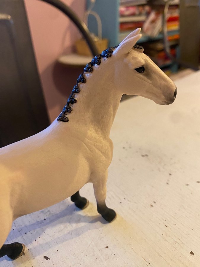 SCHLEICH häst, Hannoverana.. | Köp från ThriftandResell på Tradera ...