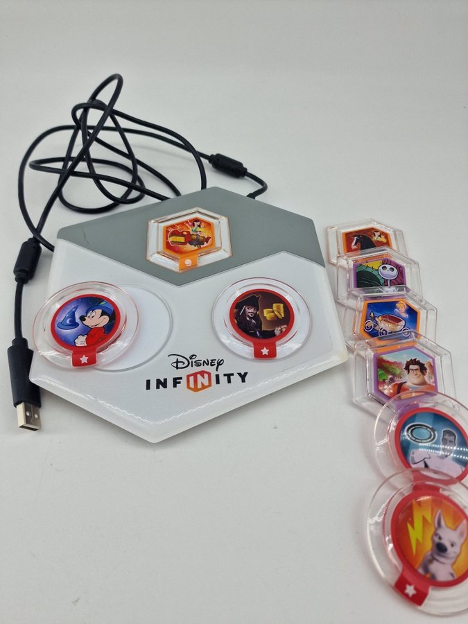 Disney Infinity stort paket med bas, figurer oc.. | Köp på Tradera ...