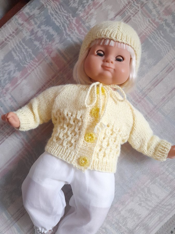 NYA Dockkläder ljusgult set passande till Lilla.. | Köp på Tradera ...