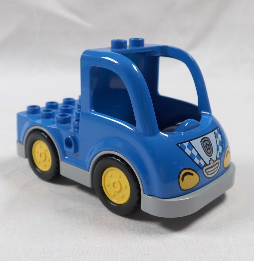 Polisbil med flak bak till polis polisstation b.. | Köp på Tradera ...