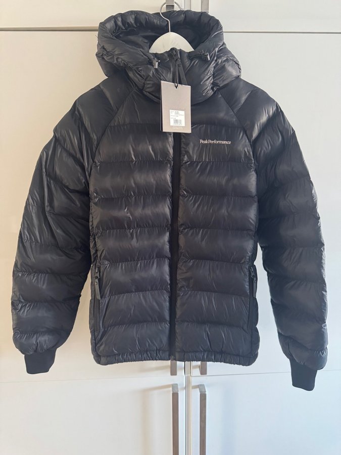 Peak performance Tomic Jacka. Strl M dam. Ny me.. | Köp på Tradera ...