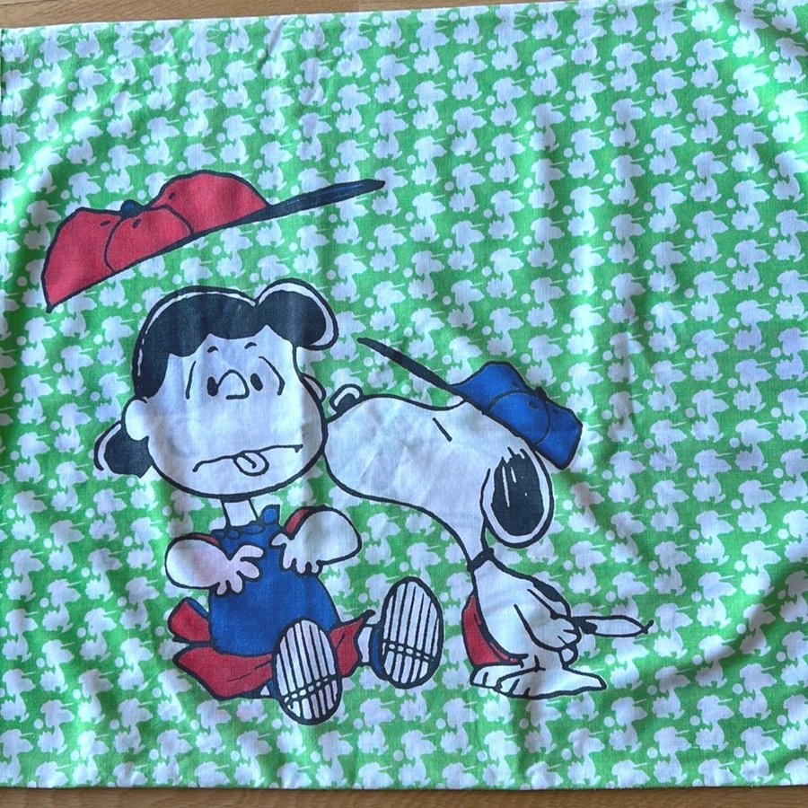 Vintage Snoopy örngott kuddfodral Snobben Lucy .. | Köp på Tradera ...