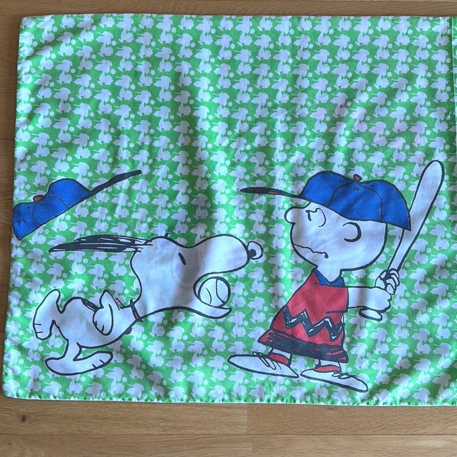 Vintage Snoopy örngott kuddfodral Snobben Lucy .. | Köp på Tradera ...