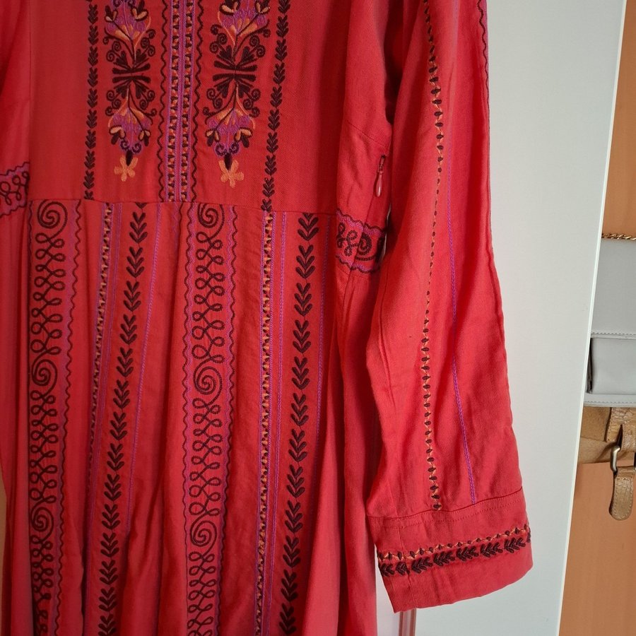 Odd Molly korallfärgad klänning, storlek 1 | Köp på Tradera (707200726)