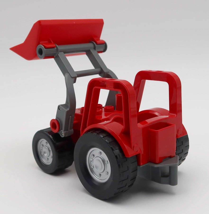 Se produkter som liknar Fin stor röd traktor med stor.. på Tradera ...