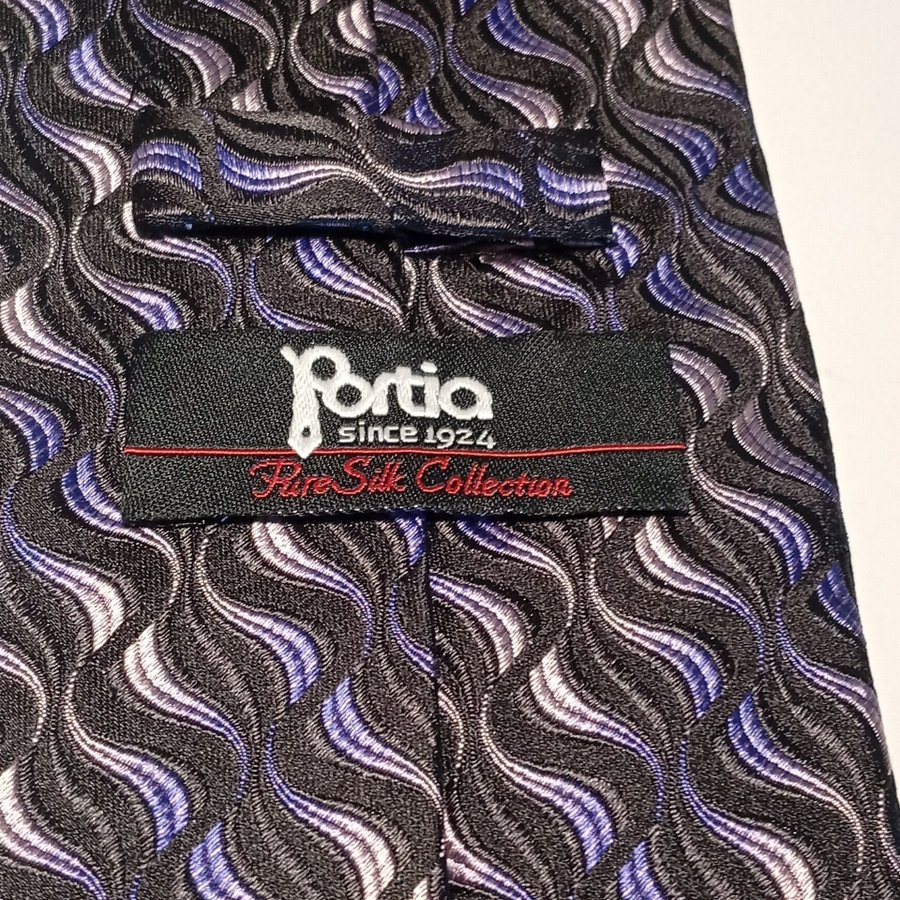 Portia svart, lila, vit slips. - Siden - Made i.. | Köp på Tradera ...
